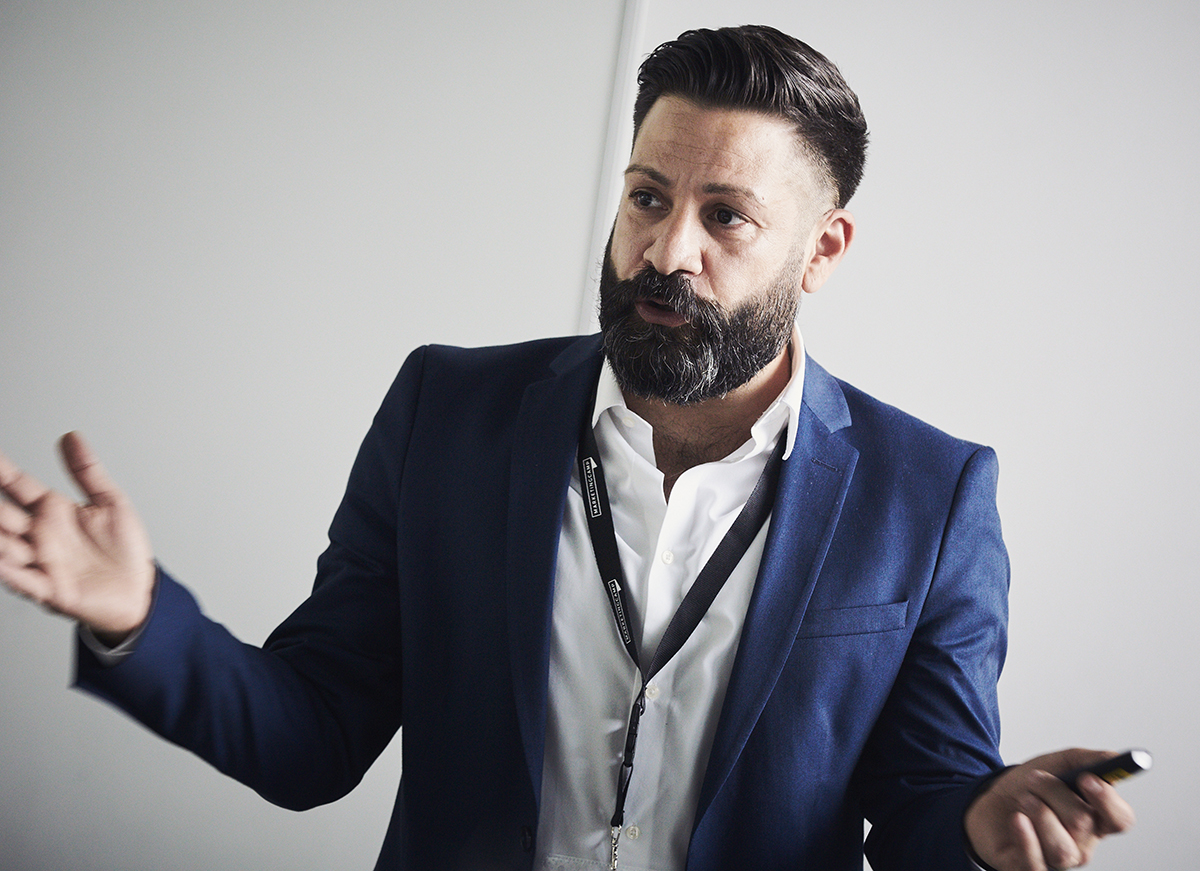 William Atak - Foredragsholder og ekspert i digital mobning